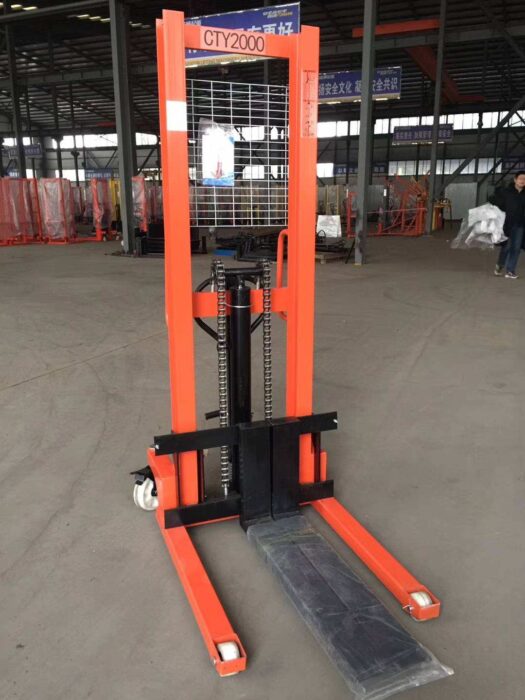 Manual Hydraulic 1.5t stacker 3 ton hand pallet manual self loading ...